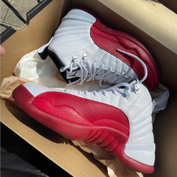 Jordan | Shoes | Jordan 2 Retro Cherry Size 9 | Poshmark